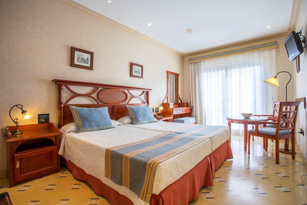 LABRANDA Hotel Reveron Plaza - Kosmar