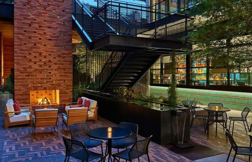 Canopy by Hilton Austin Downtown - Kosmar