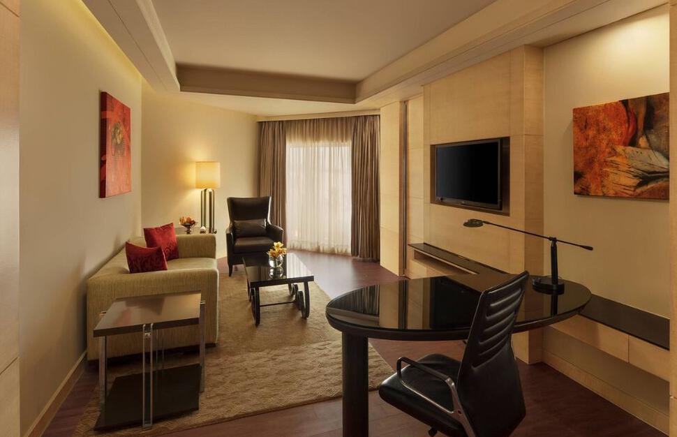 JW Marriott Mumbai - Kosmar