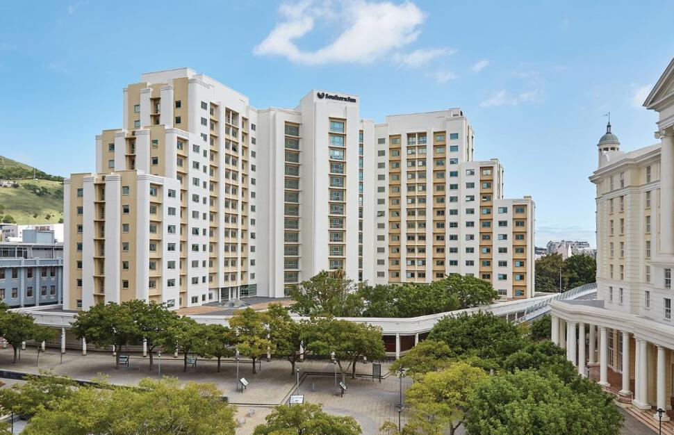 Southern Sun Waterfront - Kosmar