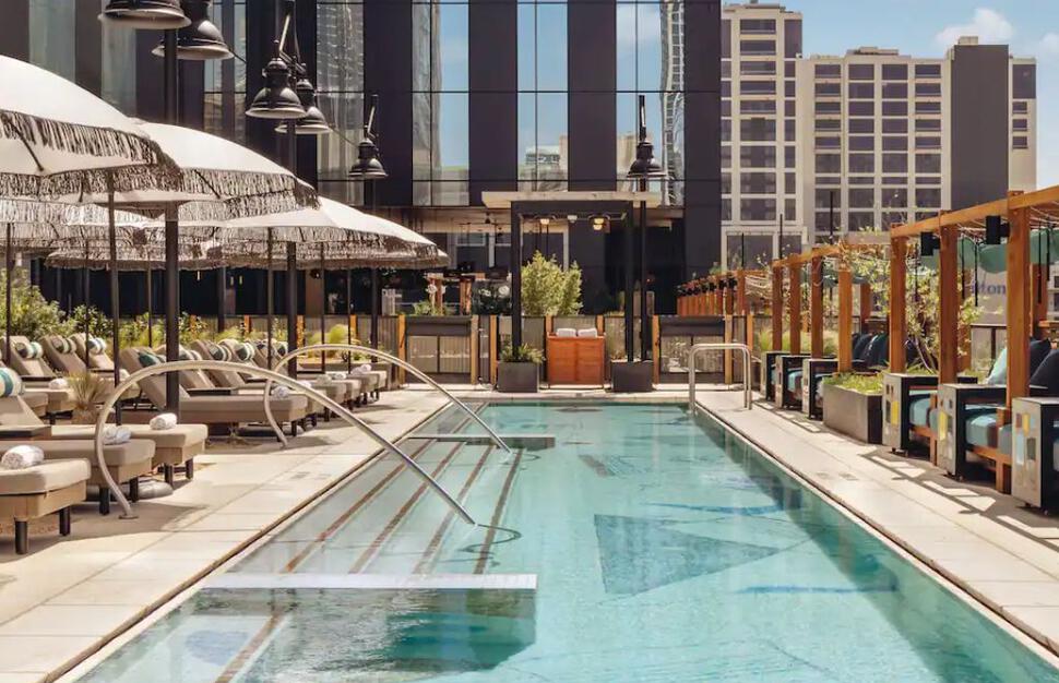 Thompson Austin - Kosmar