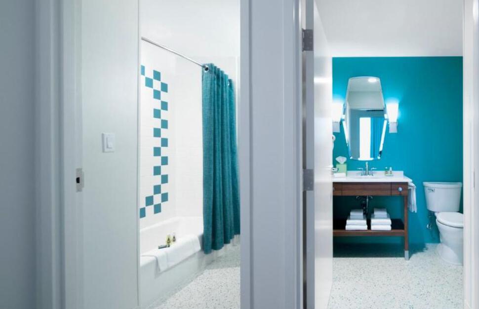 Universal's Cabana Bay Beach Resort - Kosmar