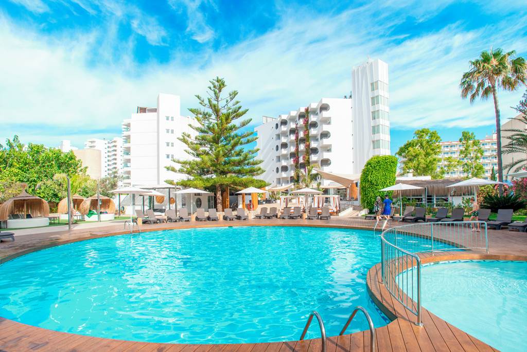 BG Pamplona - Kosmar